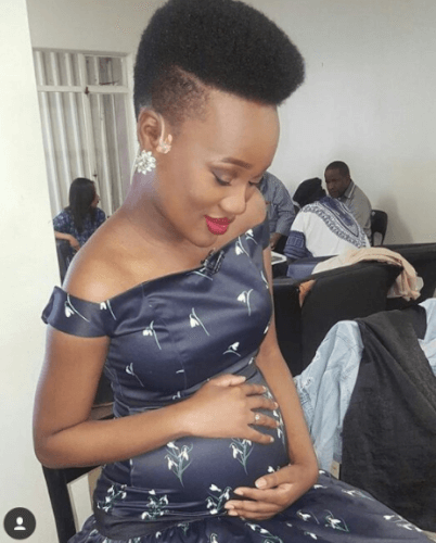 Daily Theta presenter Tumelo Mothotoane reveals her pregnancy