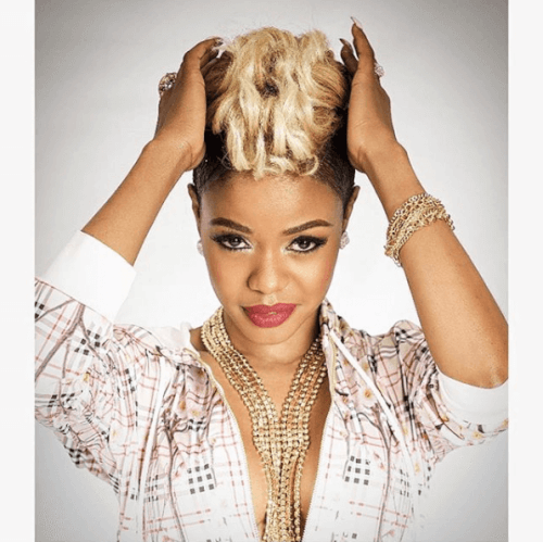 Watch: Zandi Khumalo Sheds A Tear When Asked About Senzo Meyiwa