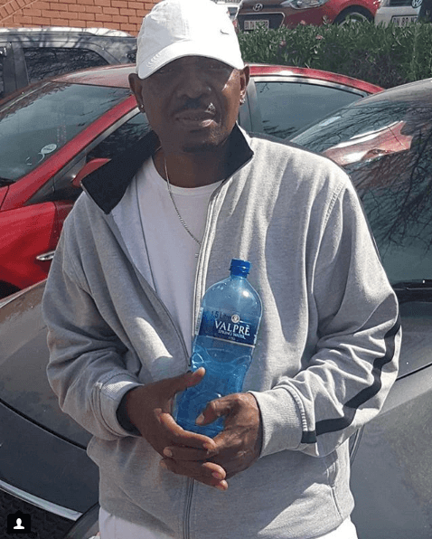 Local actor Menzi Ngubane gives back