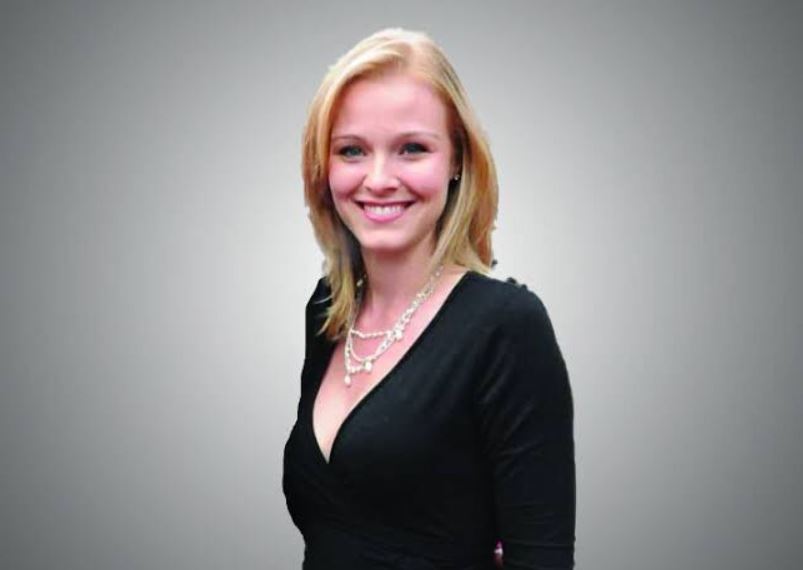 Stacie Zabka Biography: Age, Net Worth, Relationship, Husband, Age, And ...